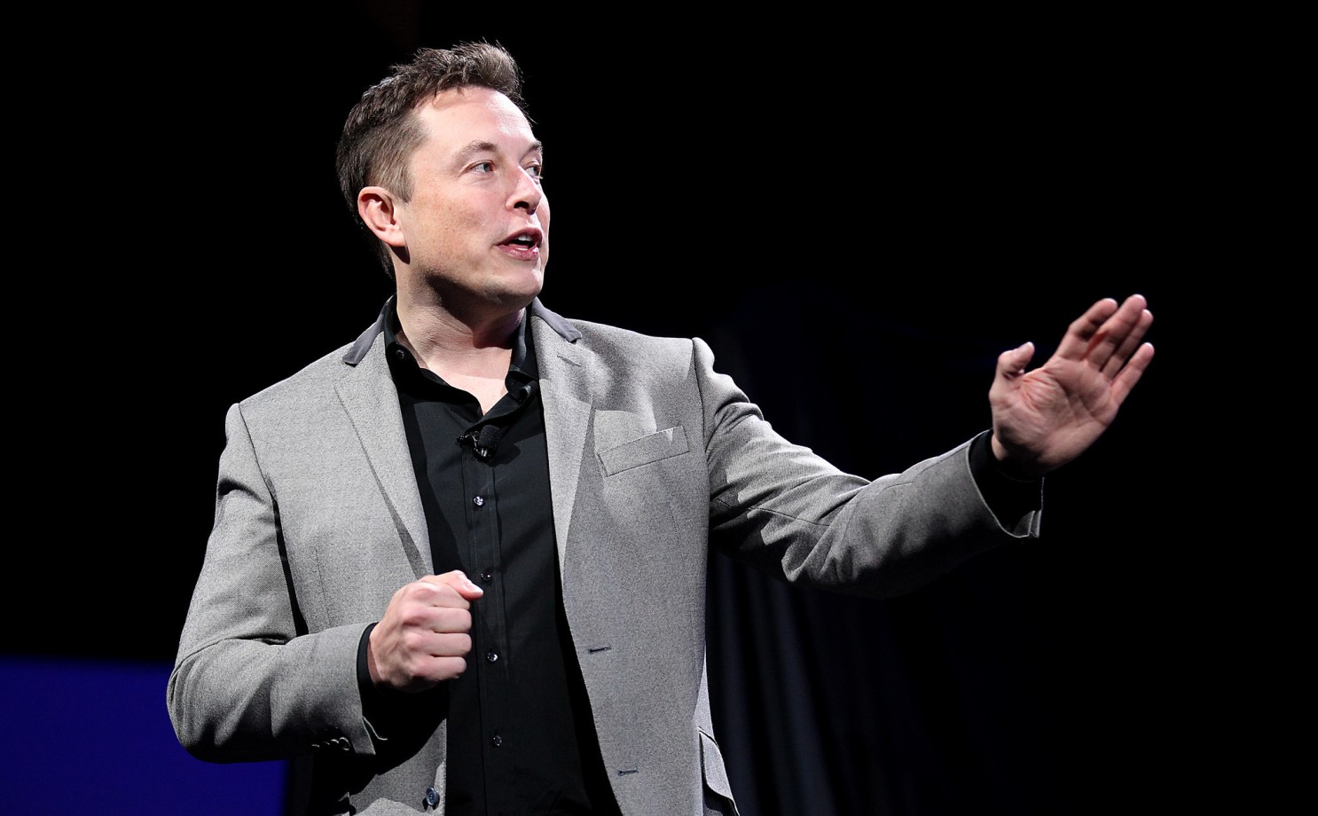 Elon Musk Seorang Iron Man di Dunia Nyata, Mari Mengenal Lebih Dekat